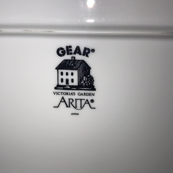 Arita | Kitchen | Gear Arita Victorias Garden Large Serving Platter ...